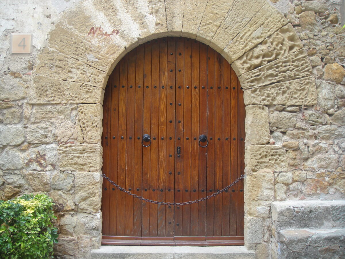 26 Medieval Door Textures for FREE - MGT Design